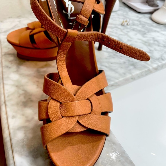 Yves Saint Laurent | Shoes | Ysl Beautiful Color Heal Is About 4 Inches ...